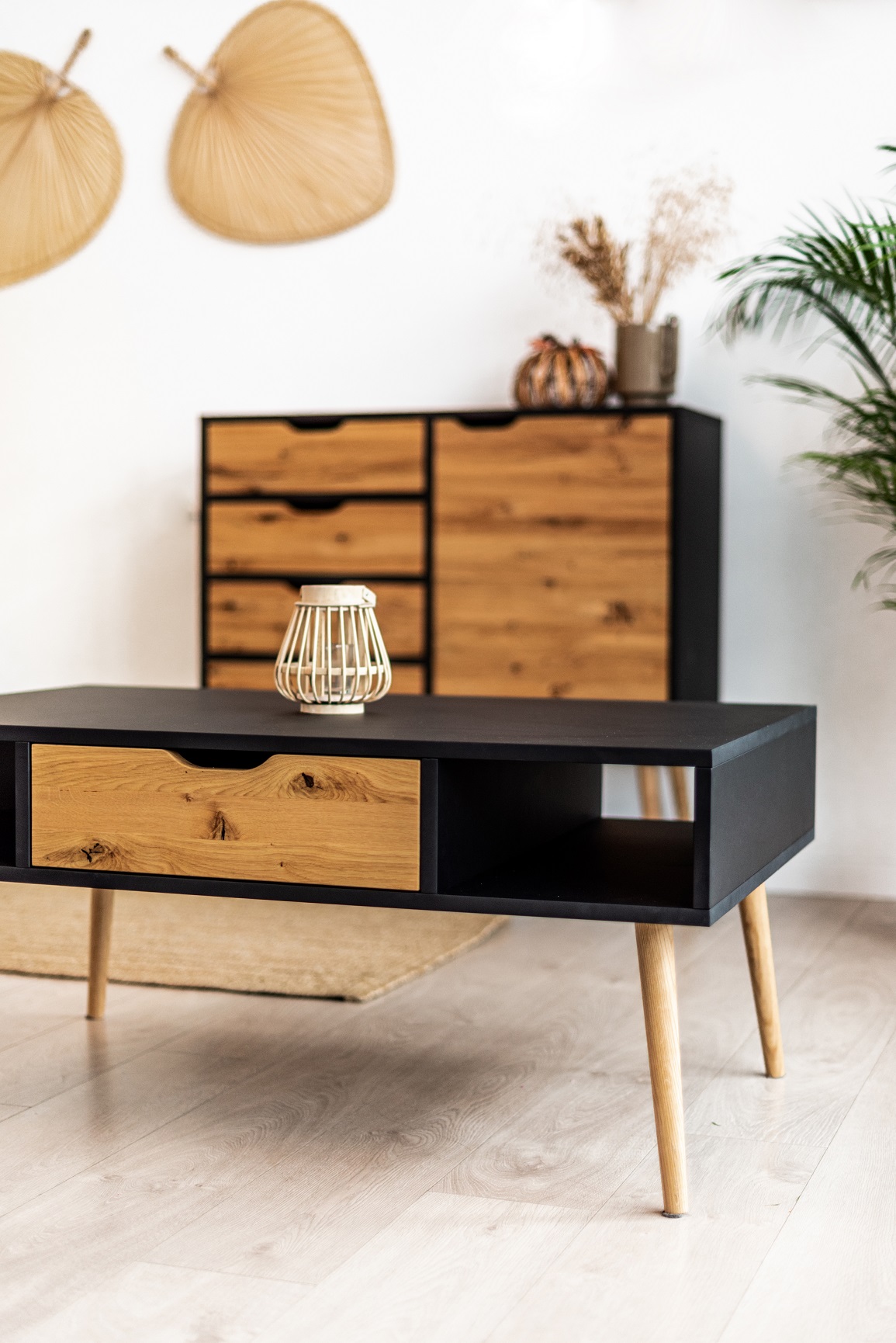 What goes well with wooden furniture? - MoonWood